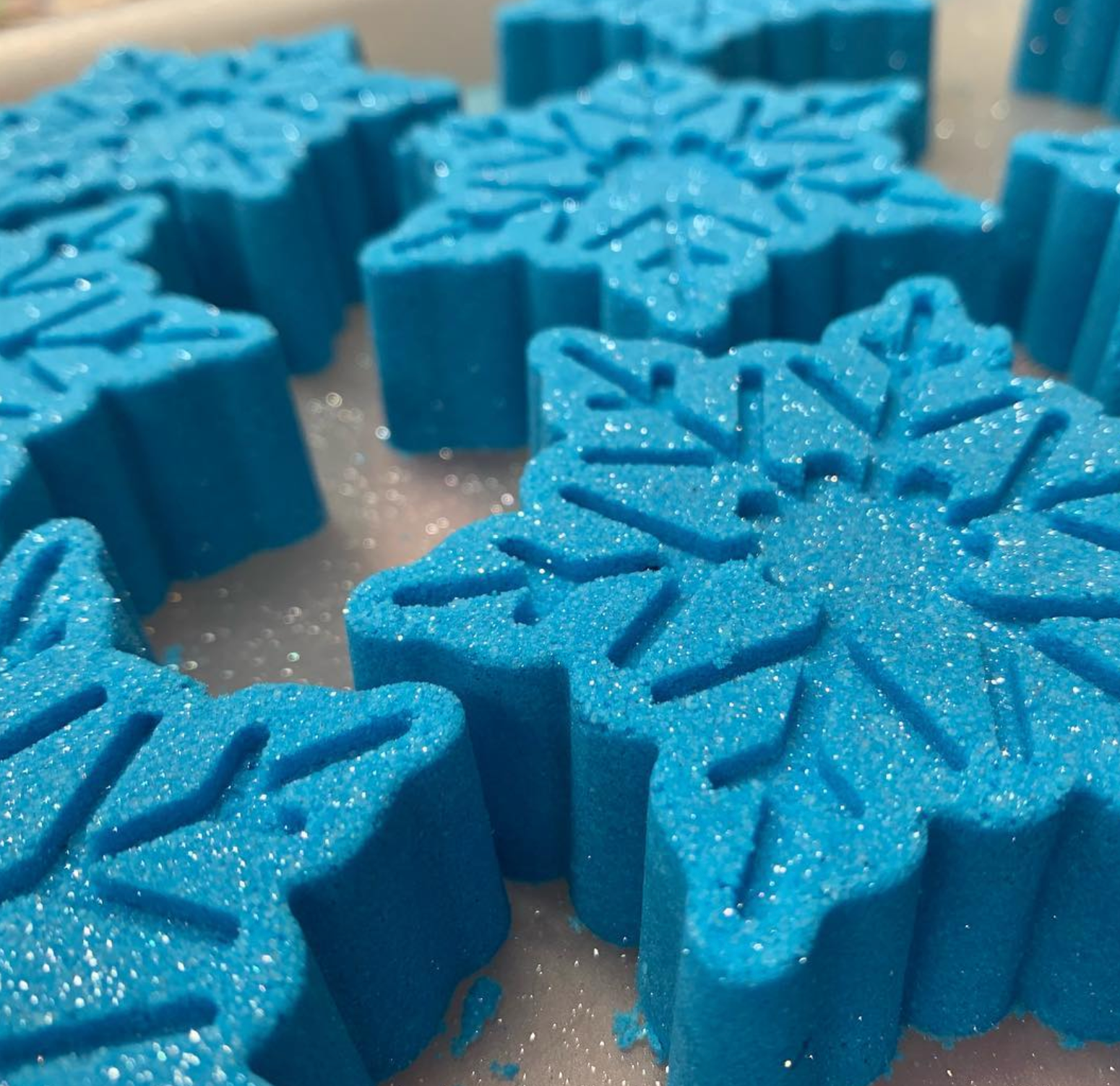 Snowflake Bath Bomb – simply made here